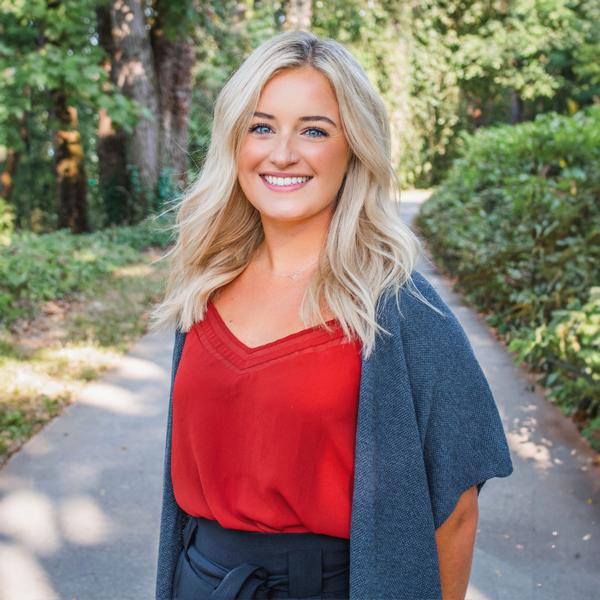 Maya Davis, Loan Officer | Eugene, OR